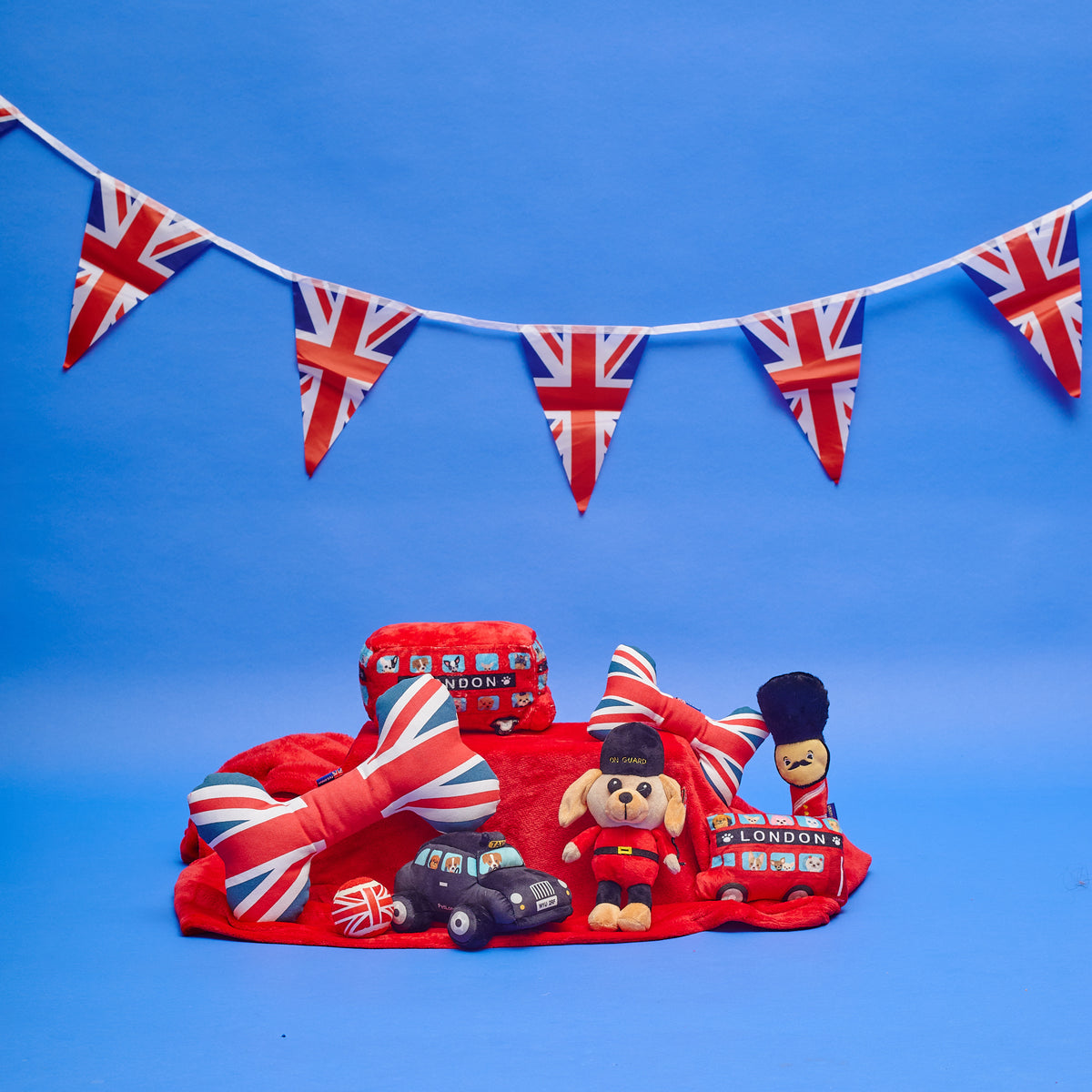 Gift Ideas For A Dog Lover Visiting London – Pet London